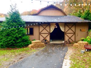 A Barn Wedding - Quiche My Grits