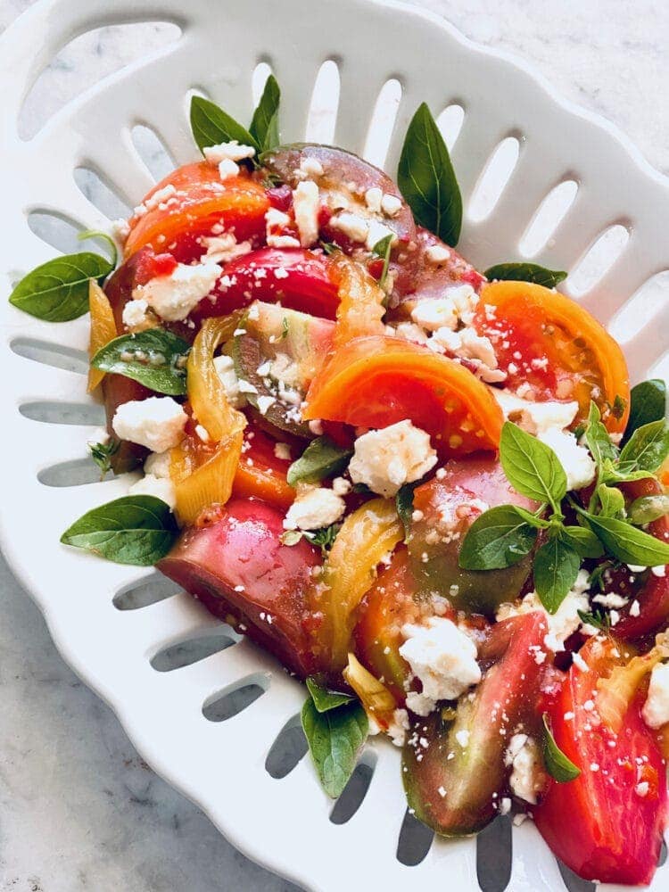 Heirloom Tomato Salad - Quiche My Grits