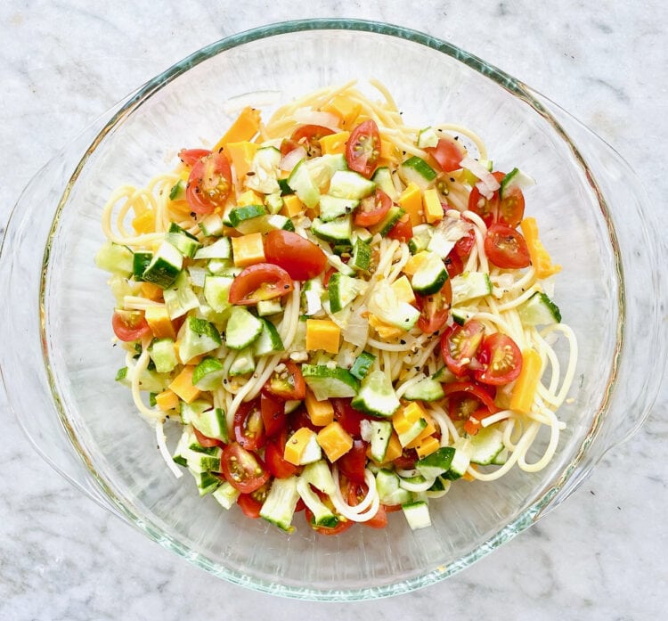 Garden Spaghetti Salad - Quiche My Grits
