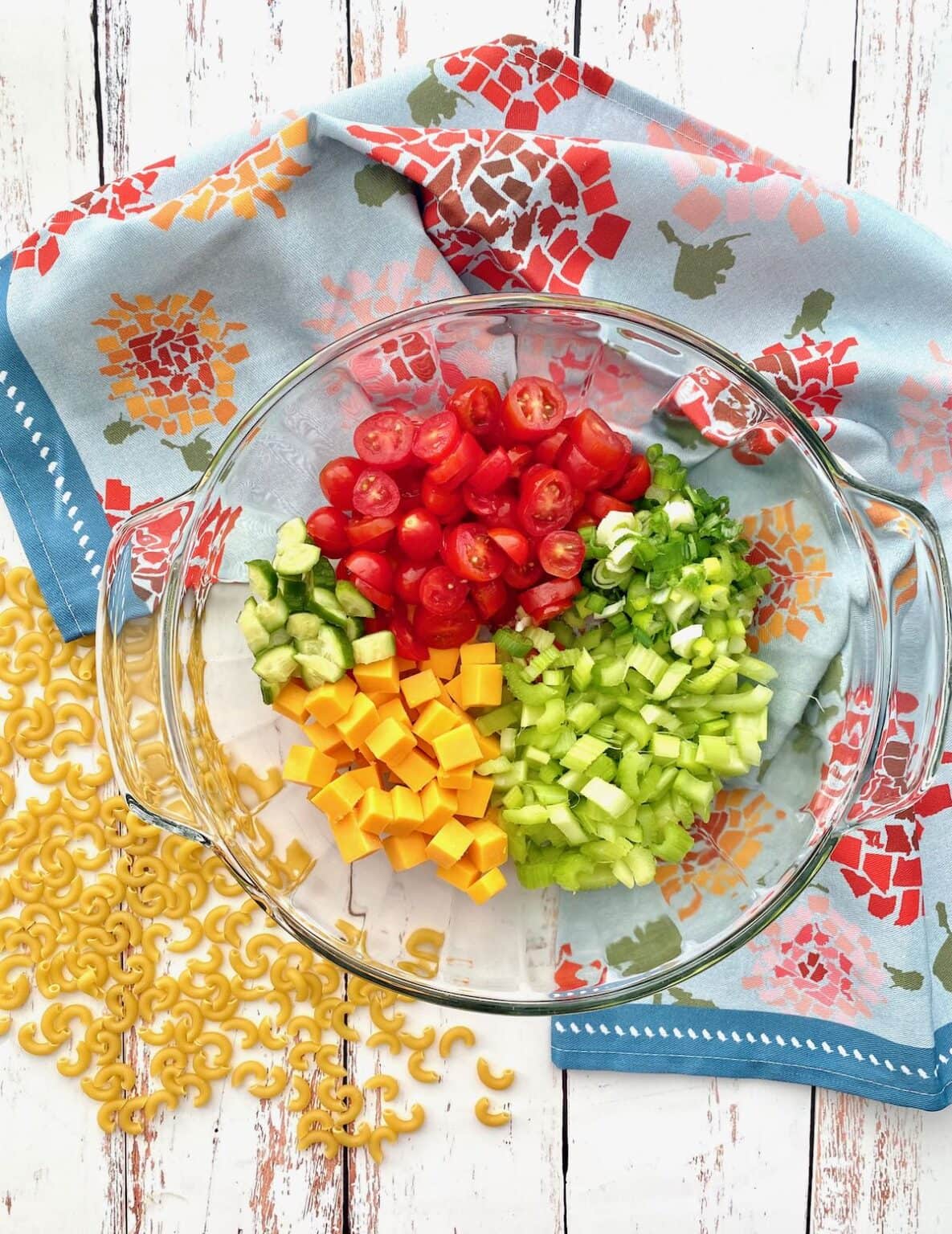 Southern Macaroni Salad Recipe: A Classic Dish - Quiche My Grits