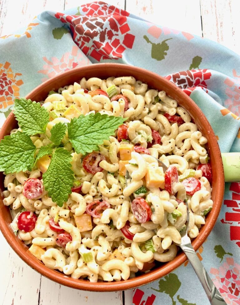 Southern Macaroni Salad Recipe: A Classic Dish - Quiche My Grits