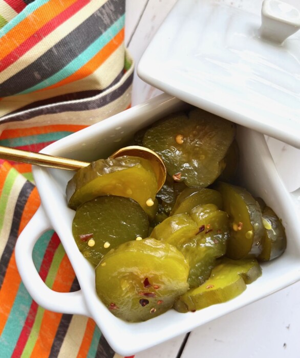 Fire and Ice Pickles - Quiche My Grits