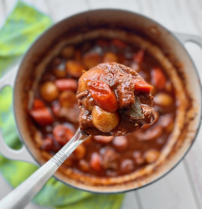 Dutch Oven Irish Stew - Quiche My Grits