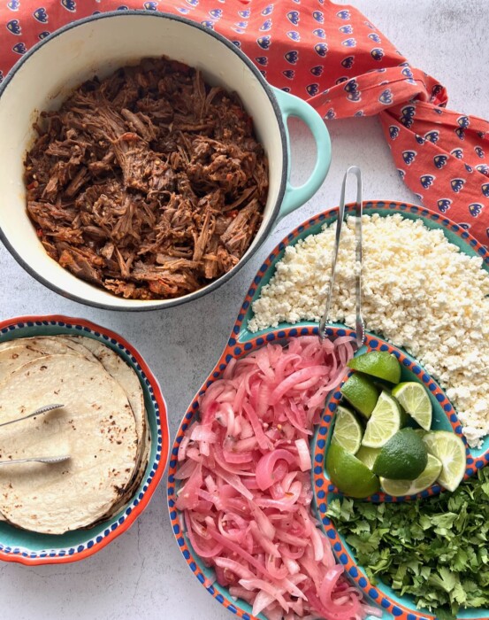 Easy Taco Bar Menu (Party Ideas) - Quiche My Grits