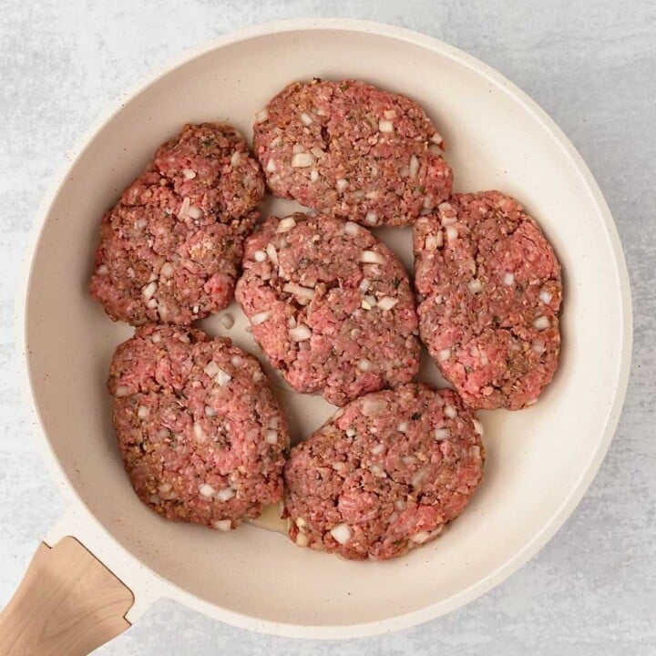 Old Fashioned Salisbury Steak Recipe: Ready in 30 Minutes - Quiche My Grits